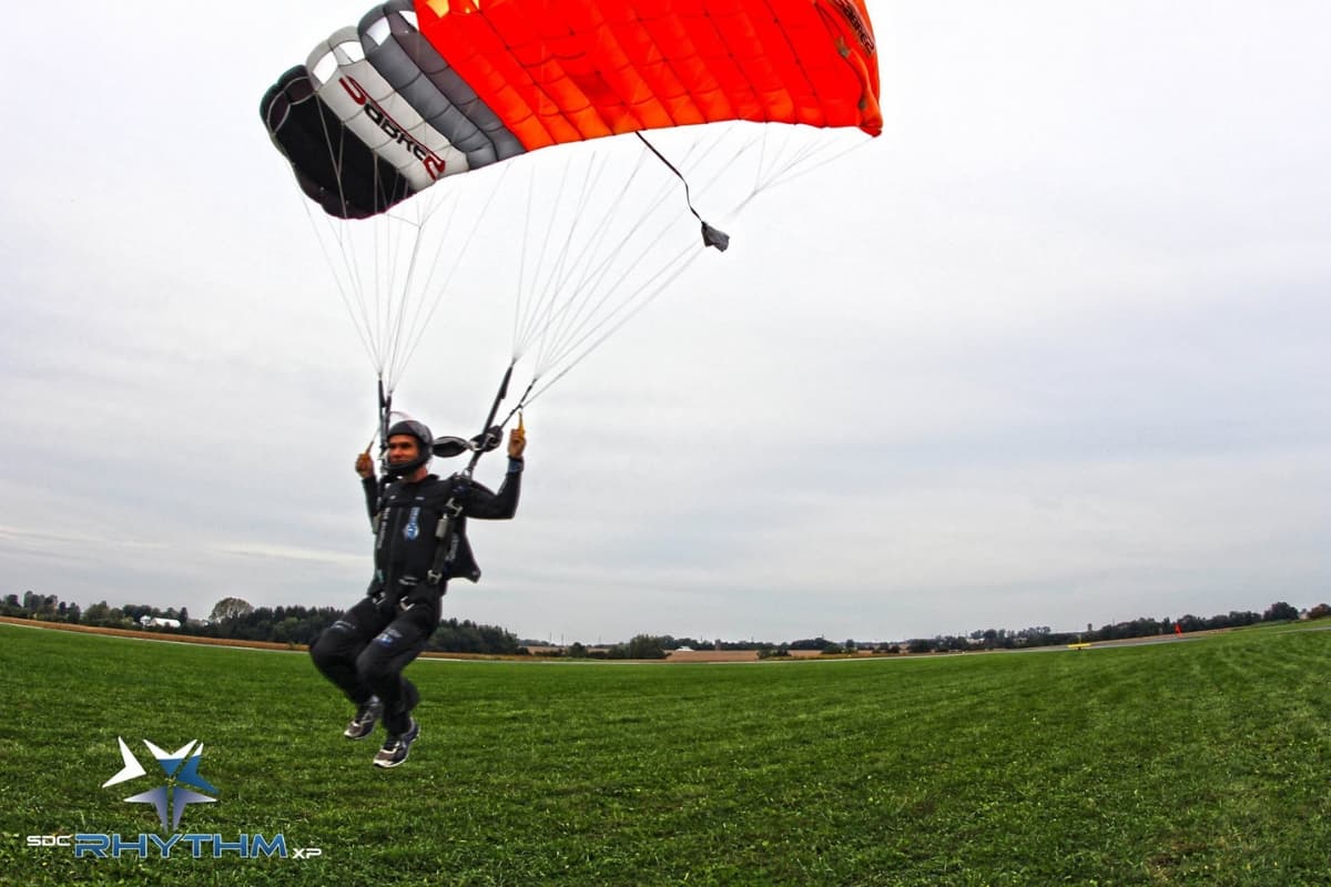 Steve Lefkowitz from Skydive Chicago's Rhythm XP's | CYPRES